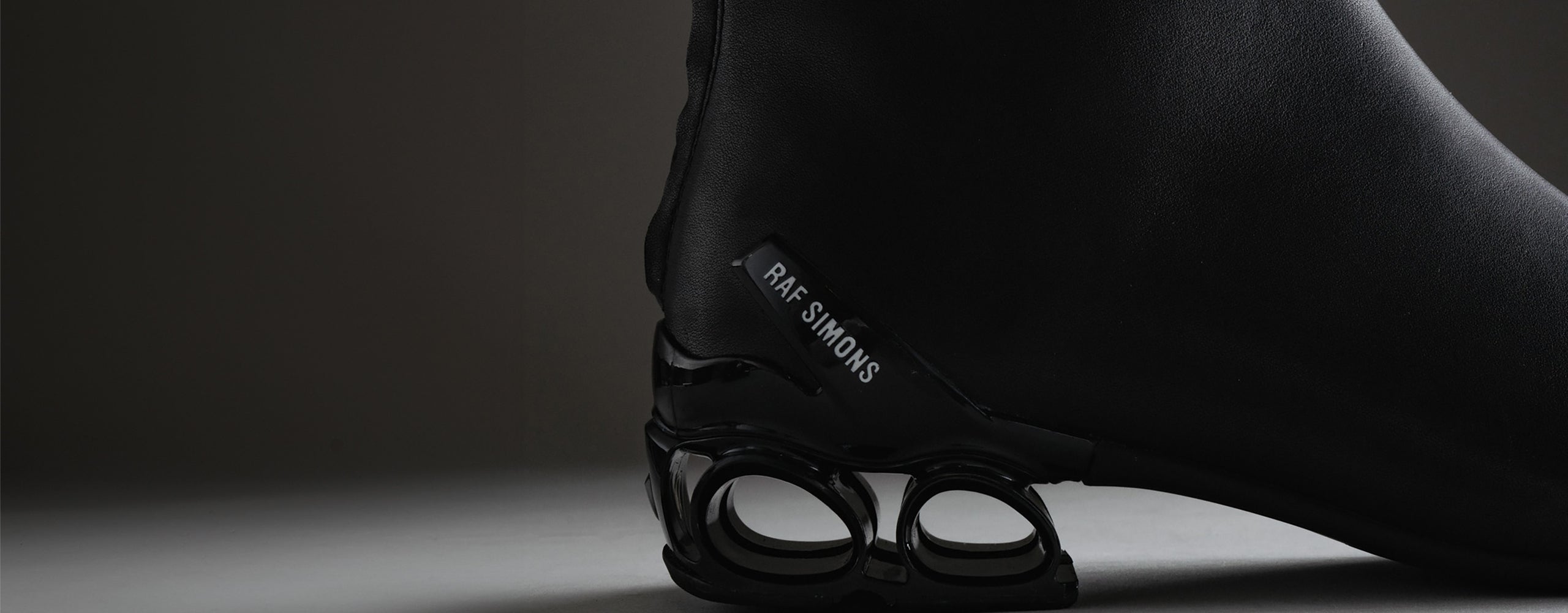 Raf Simons - Avant-Garde Clothing & Outstanding Footwear | GATE